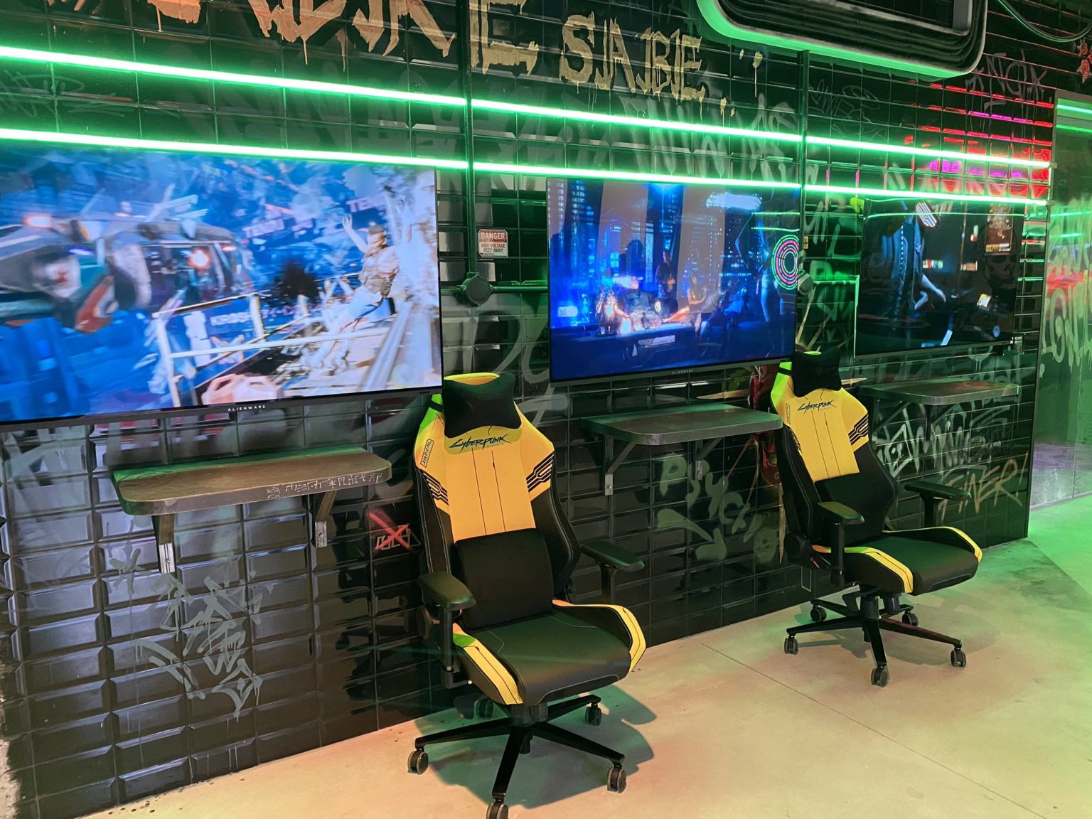 Secretlab Cyberpunk 2077 gaming chairs available to buy soon - Pure ...